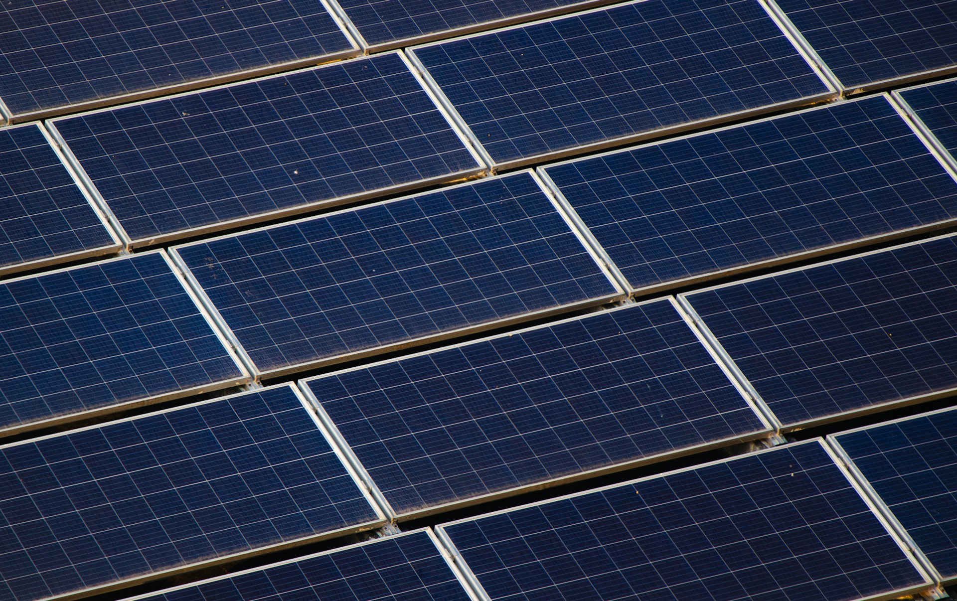Harnessing Solar Energy: The Molecular Action of Electron Movement in ...